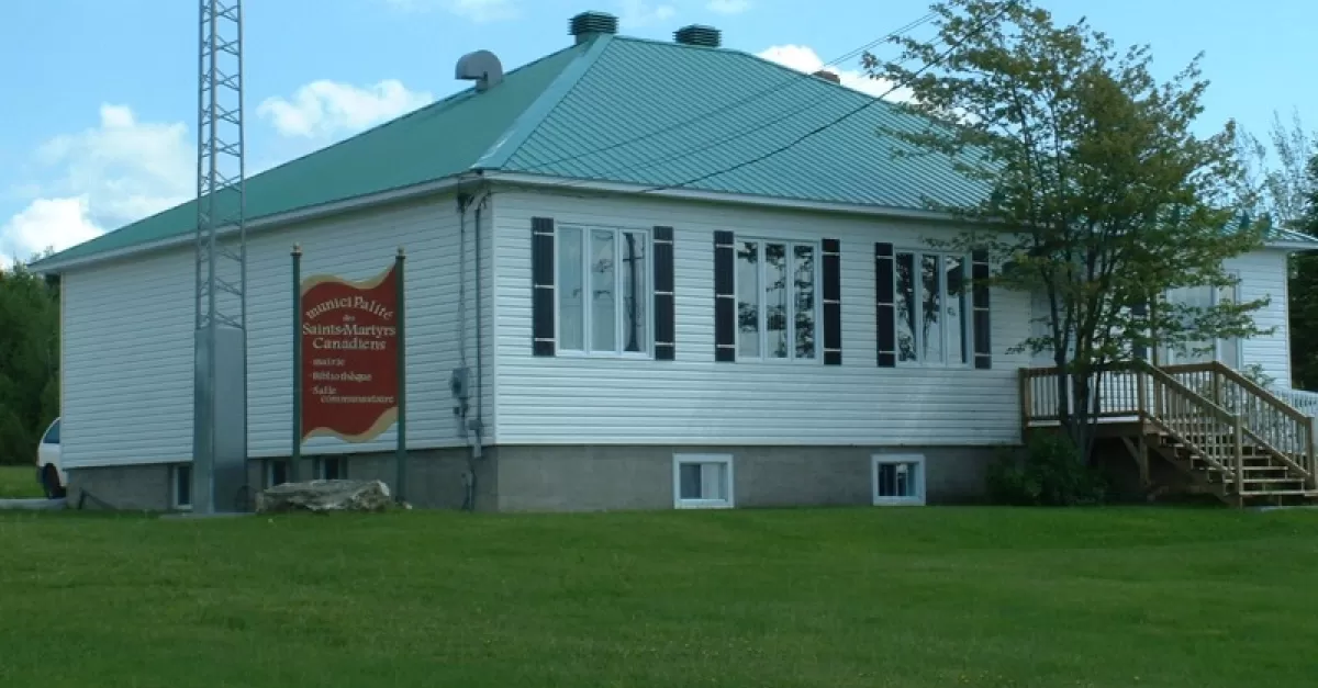 Nous joindre | Saints-Martyrs-Canadiens